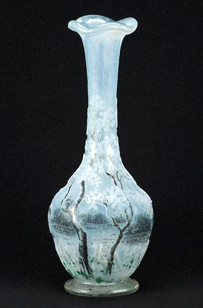ChasenAntiques.com: FRENCH GLASS - Daum Nancy - Swan vase